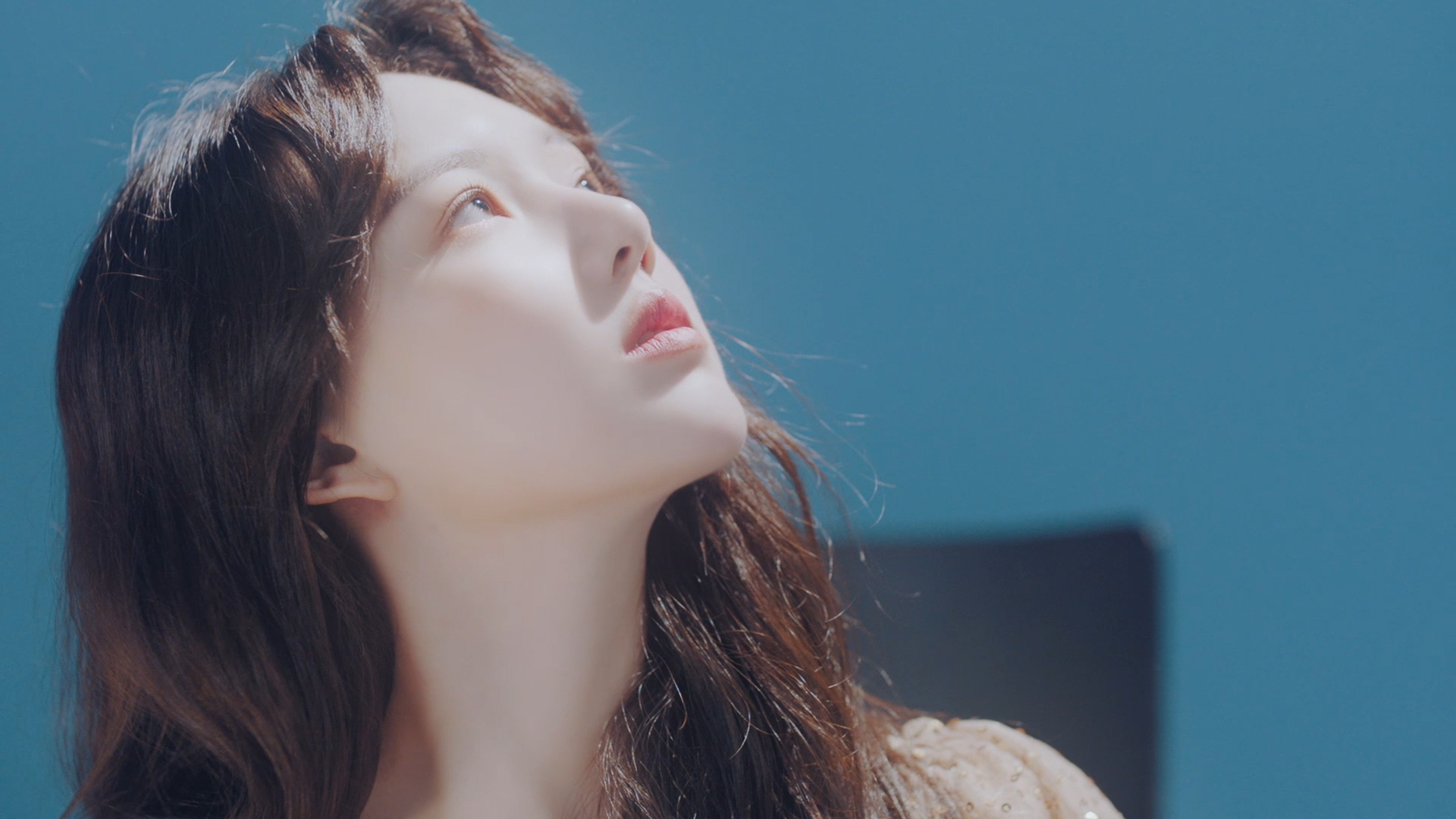 超大型K-POPガールズグループ GFRIEND ニューアルバムリード曲『Fallin’ Light（天使の梯子）』MV解禁。サブスク ...